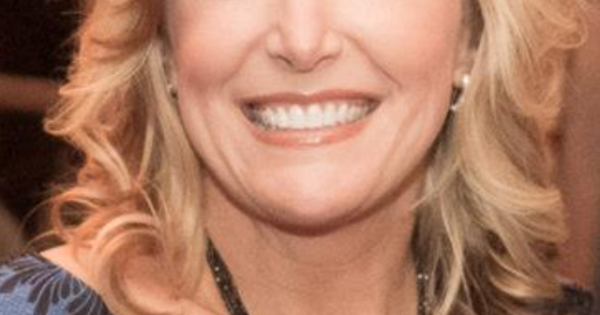 Guest Post: Dara Russell on Boundaries – Bacon on the Bookshelf